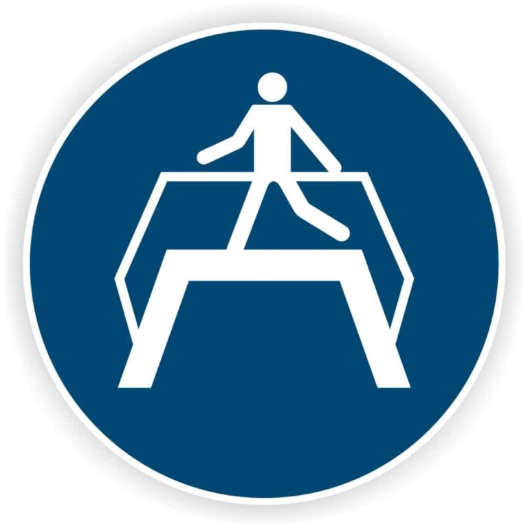 Gebotszeichen Übergang benutzen DIN EN ISO 7010 - ASR A1.3 M023 ...